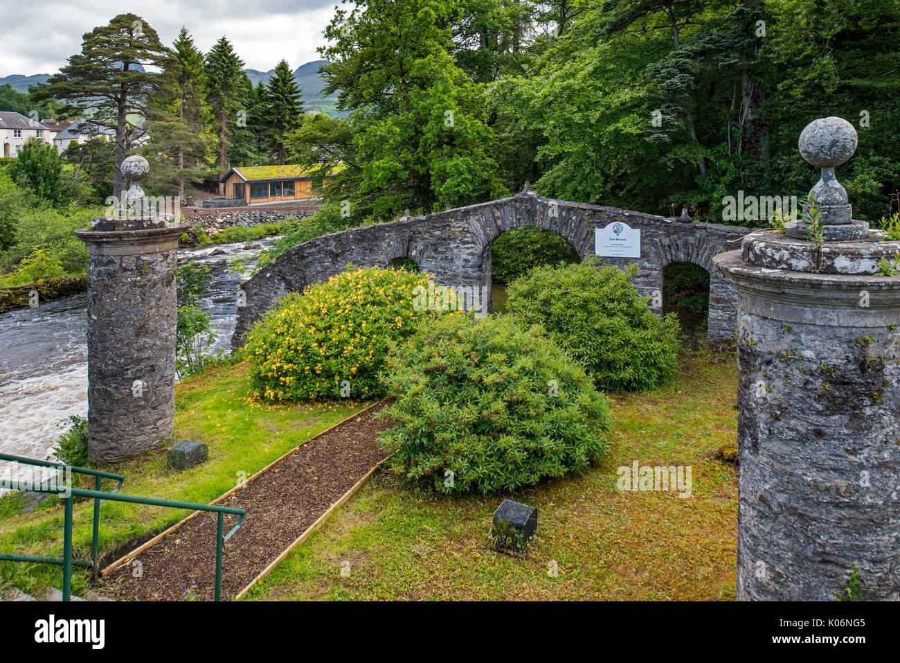Stirling scotland houses hi-res stock photography and images - Alamy