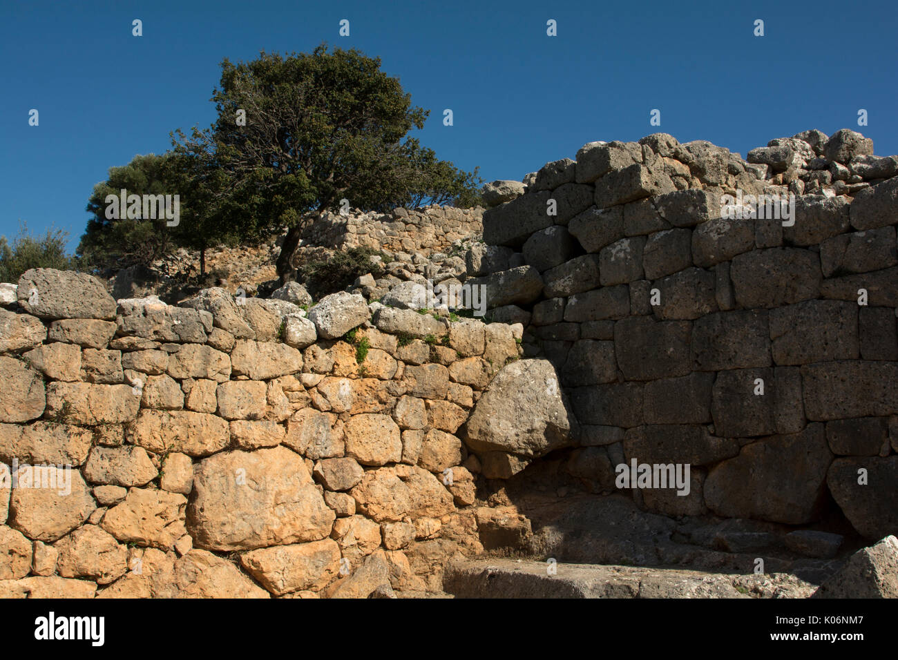 Lato was a Dorian city state located built in a defensible position ...