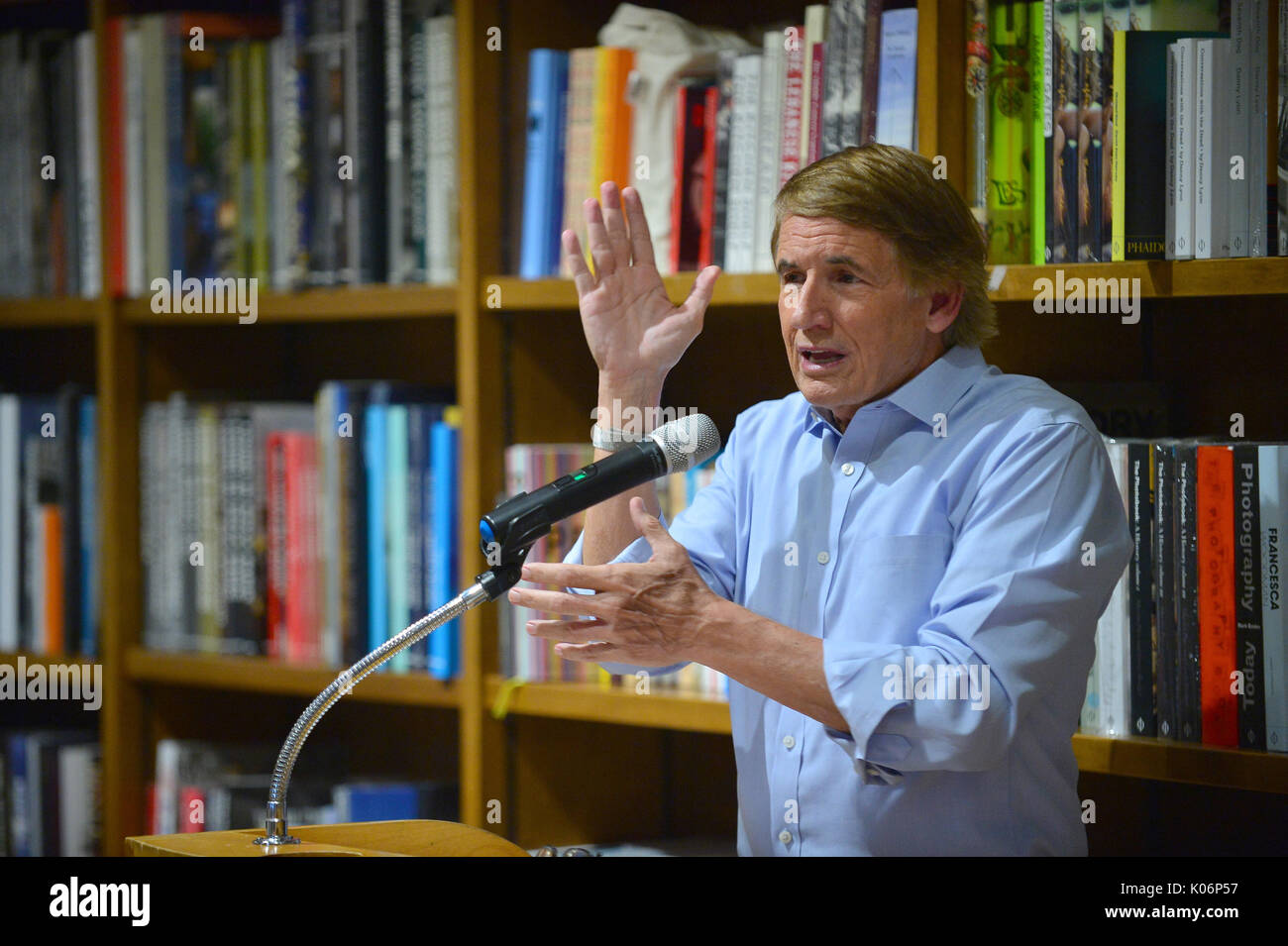Television meteorologist Bryan Norcross discusses and signs copies of ...