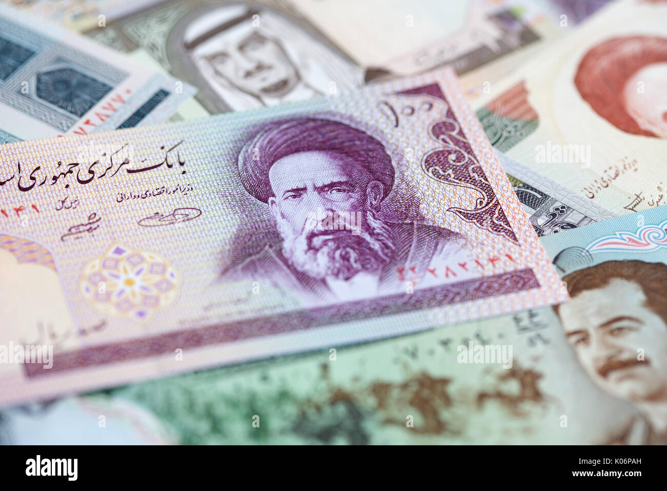 Variety of Middle East banknotes Stock Photo - Alamy