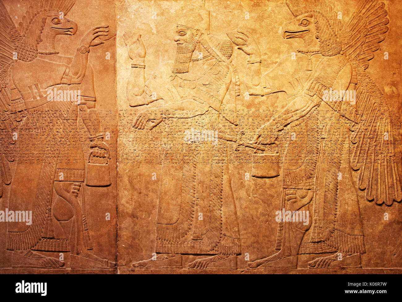 Ancient sumerian stone carving with cuneiform scripting Stock Photo - Alamy