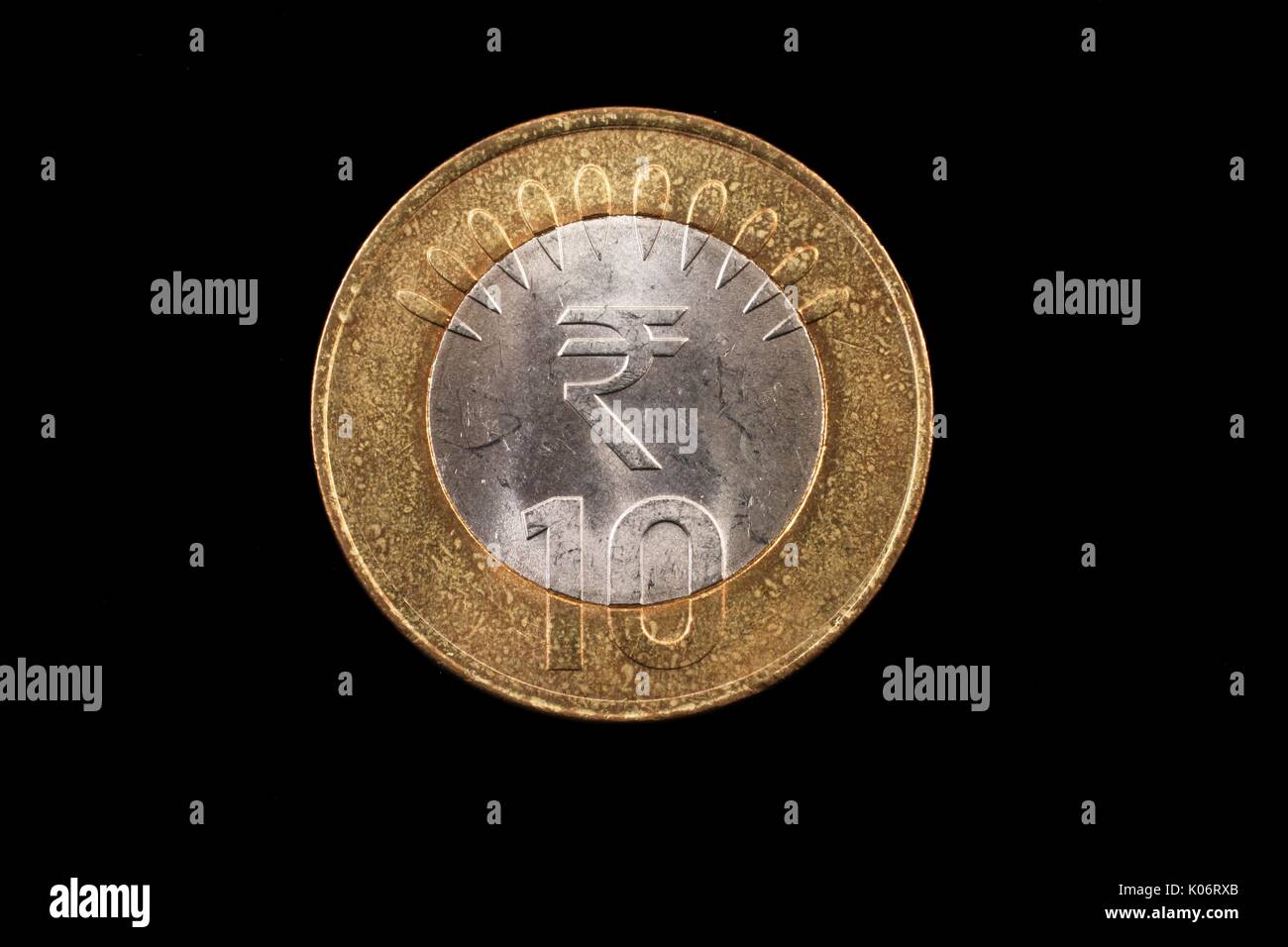 Indian ten rupees coins hi-res stock photography and images - Alamy