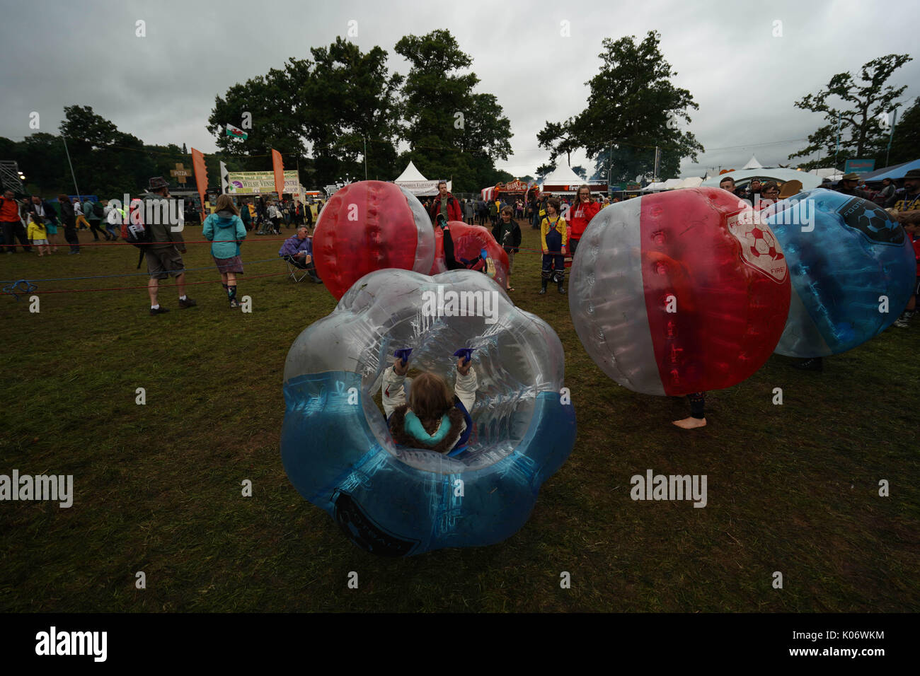 Children playing bubble-fighting at the 2017 Green Man Festival in ...