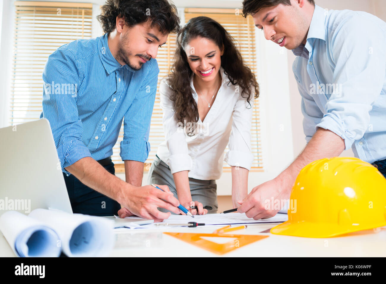 Civil engineers woman hi-res stock photography and images - Alamy