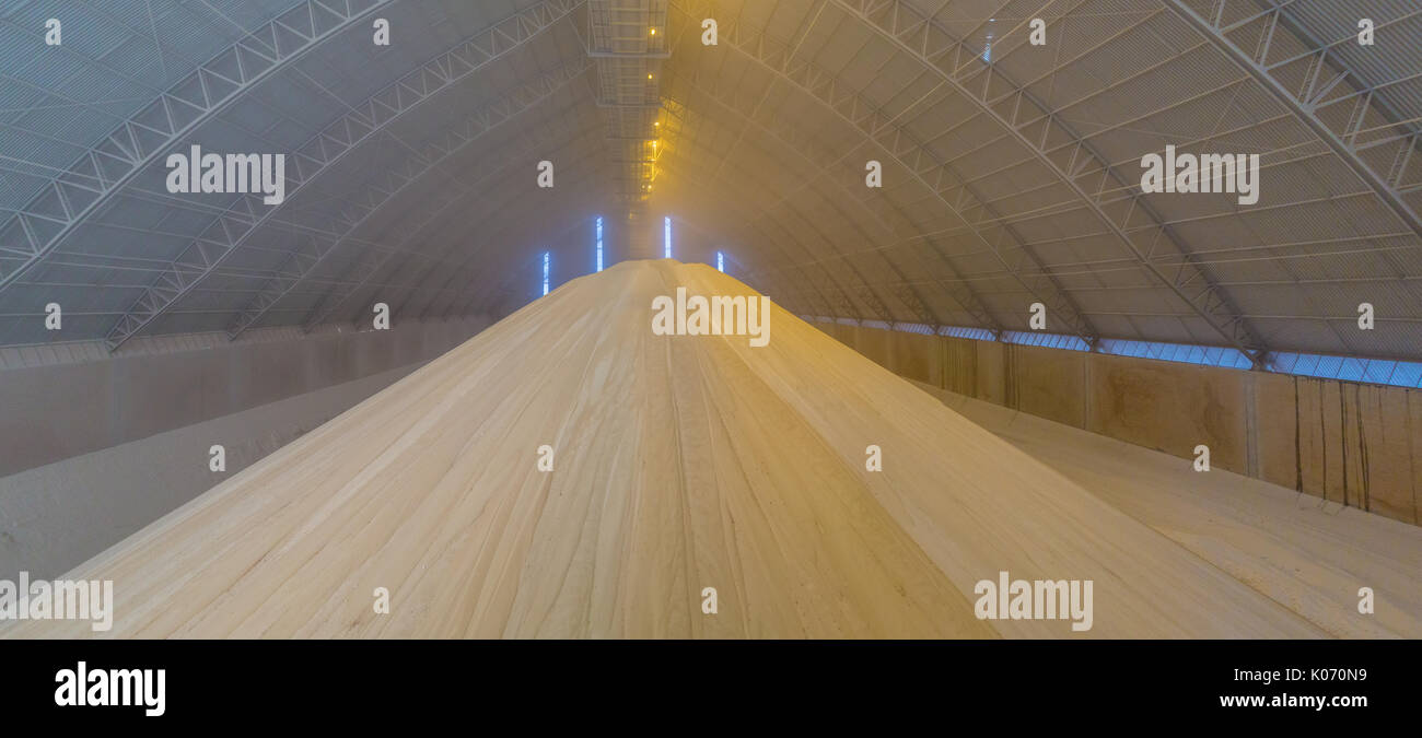 Sugar refinery interior hi-res stock photography and images - Alamy