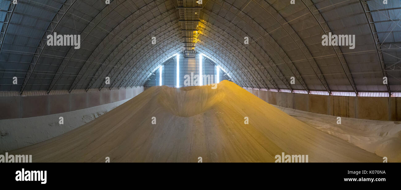 Sugar refinery interior hi-res stock photography and images - Alamy
