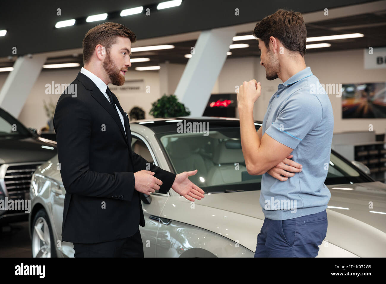 Car salesman hi-res stock photography and images - Alamy
