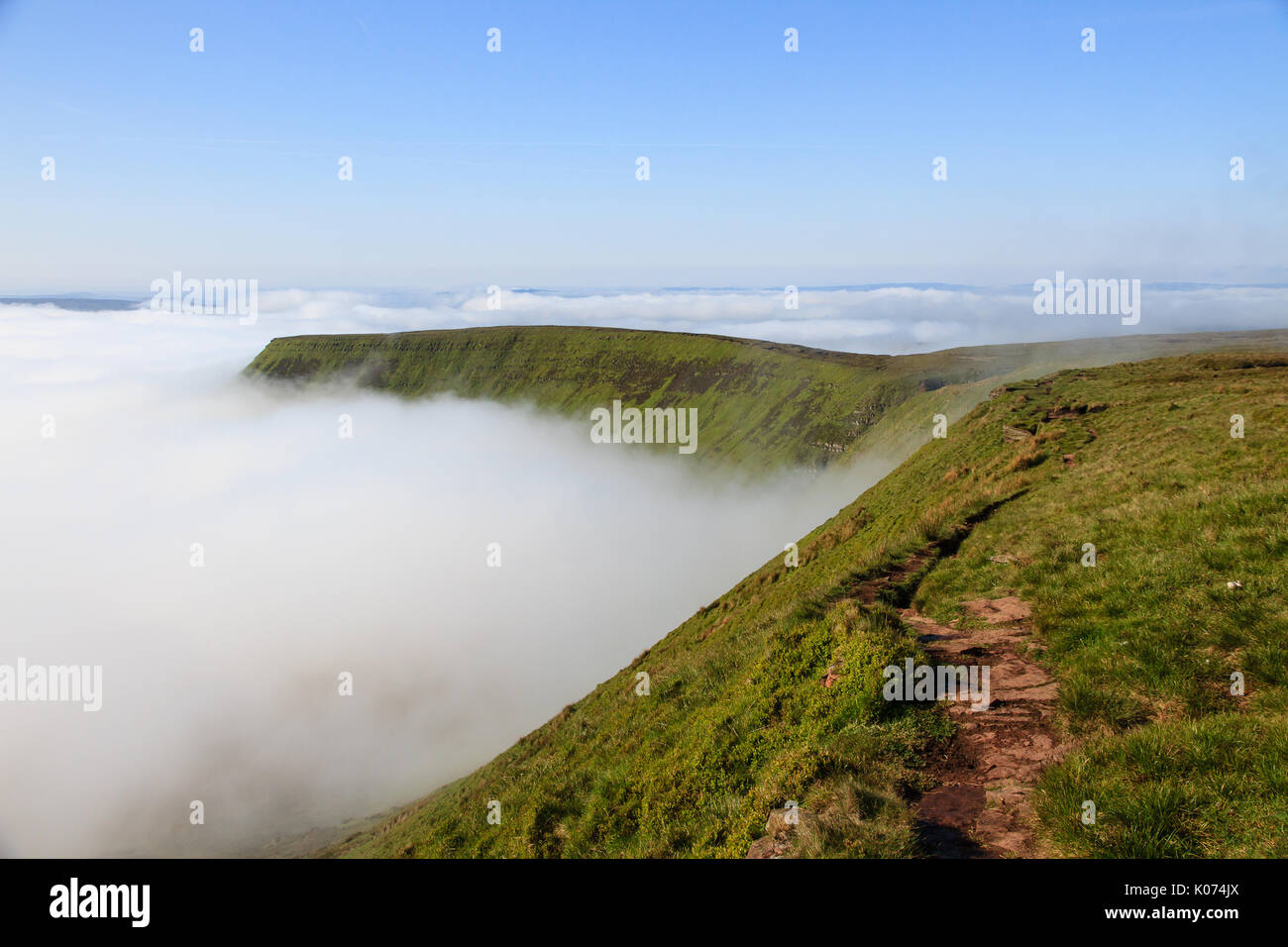 Brecon beacons national park walking route hi-res stock photography and ...