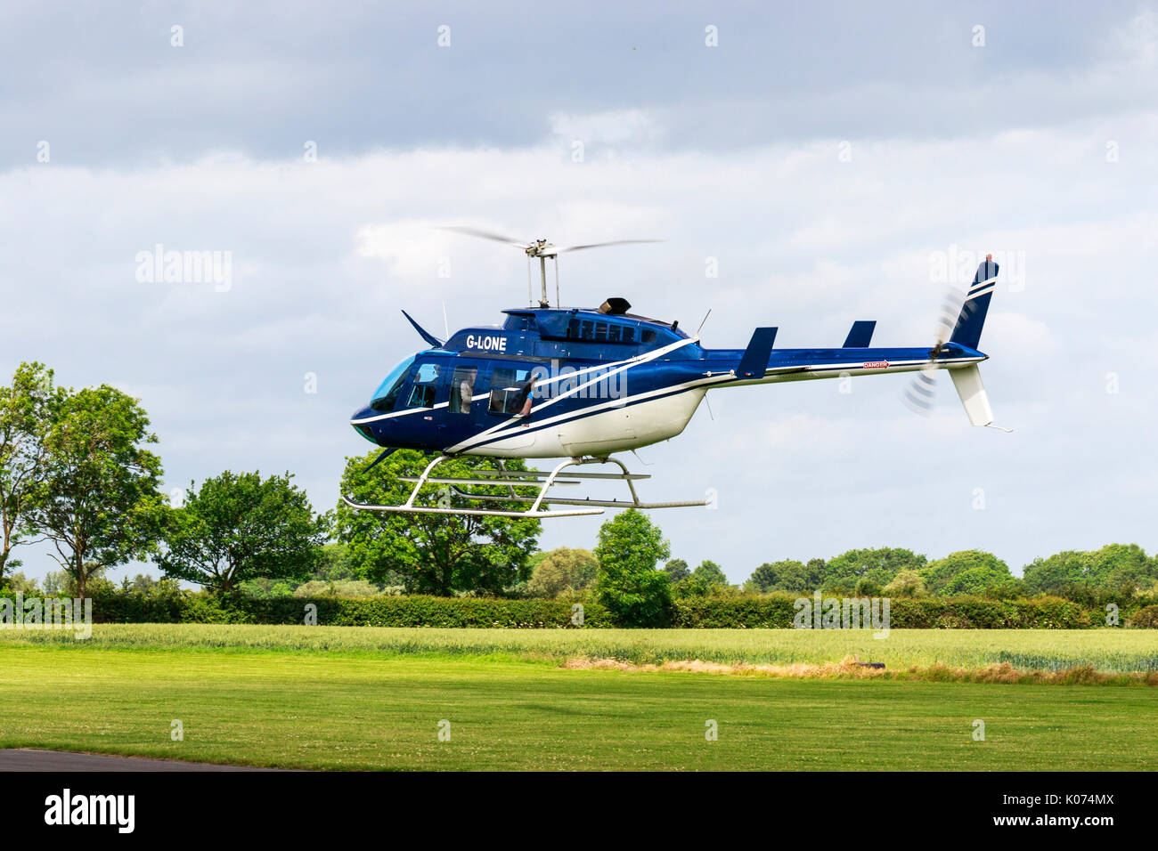Bell 206l longranger hi-res stock photography and images - Alamy