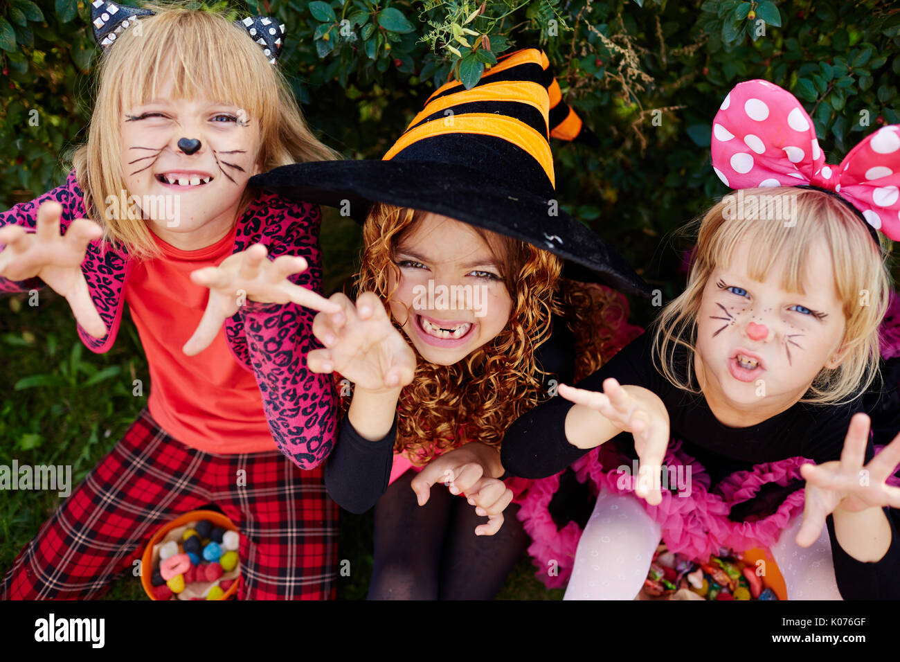 Child scary hi-res stock photography and images - Alamy