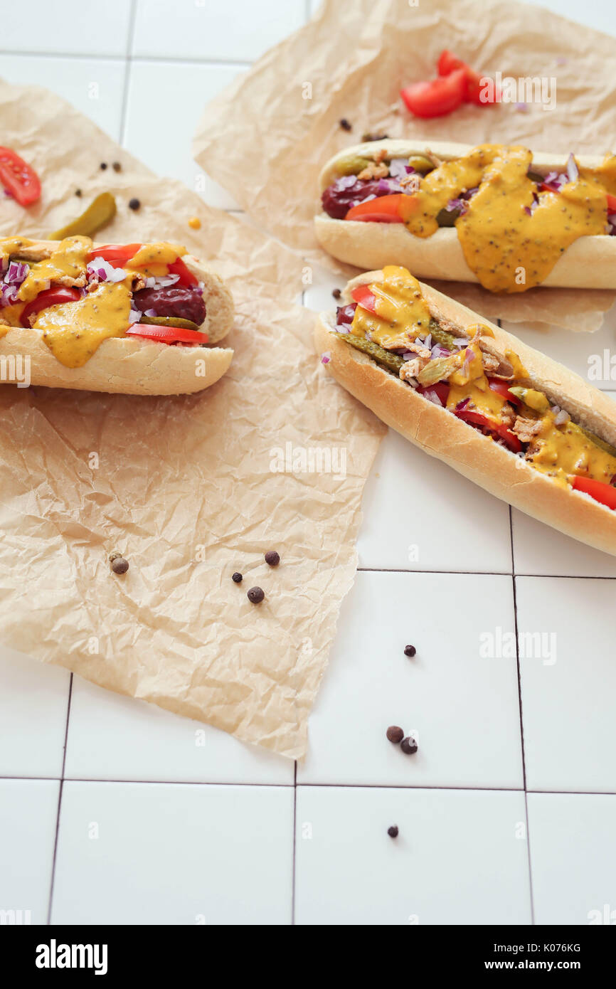 Classic hotdog sausage paper hi-res stock photography and images - Alamy