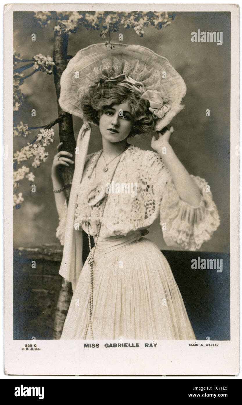 Gabrielle ray actress hi-res stock photography and images - Alamy