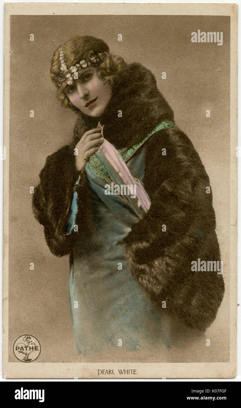 Silent film actress High Resolution Stock Photography and Images - Alamy