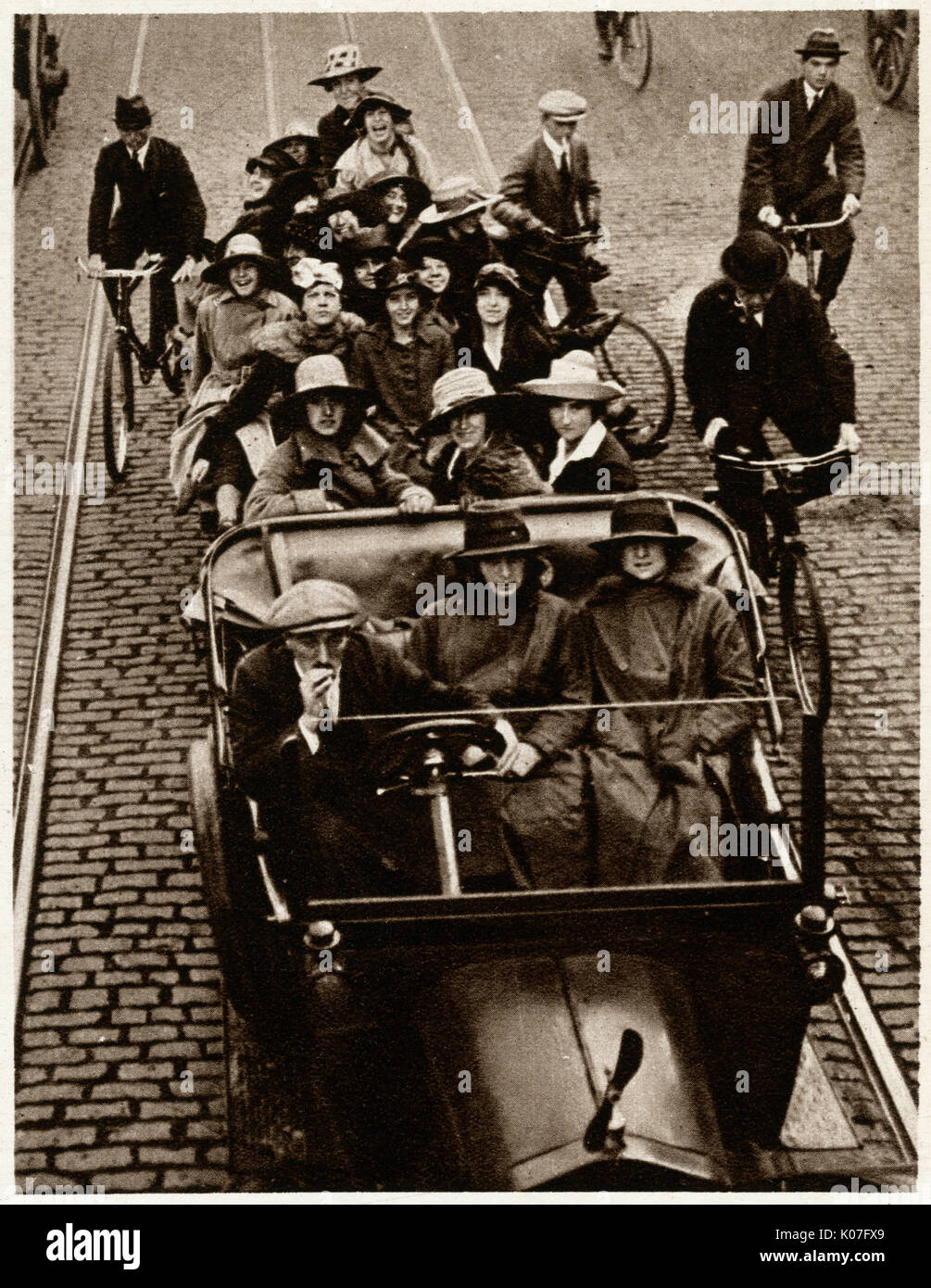 1919 car hi-res stock photography and images - Alamy