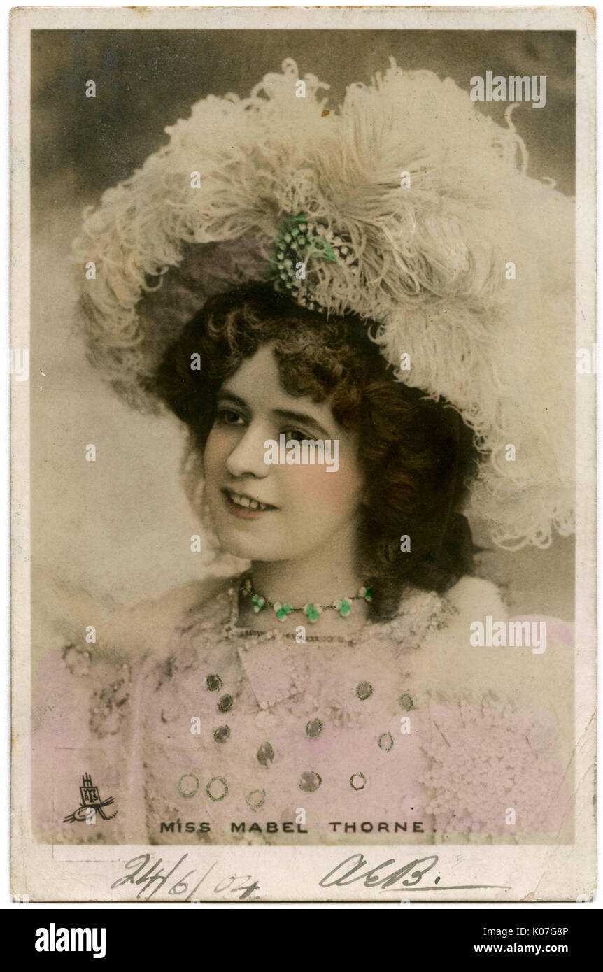 Mabel performing hi-res stock photography and images - Alamy