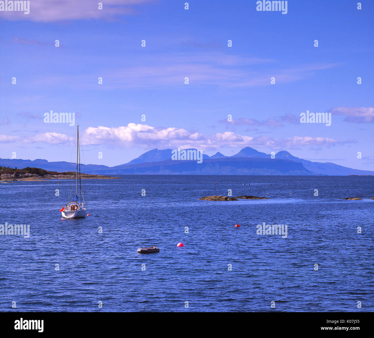 Rum eigg moidart scotland hi-res stock photography and images - Alamy