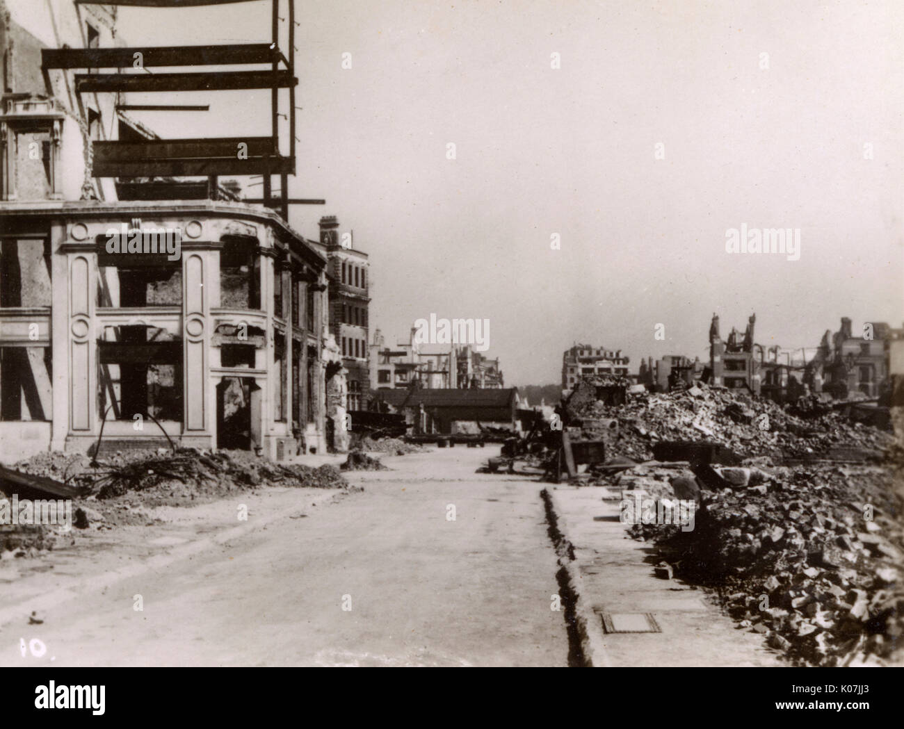 Ww2 london bomb damage hi-res stock photography and images - Alamy