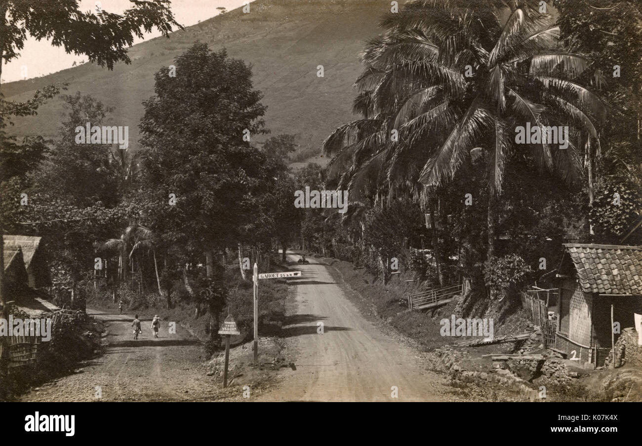 Java road hi-res stock photography and images - Alamy