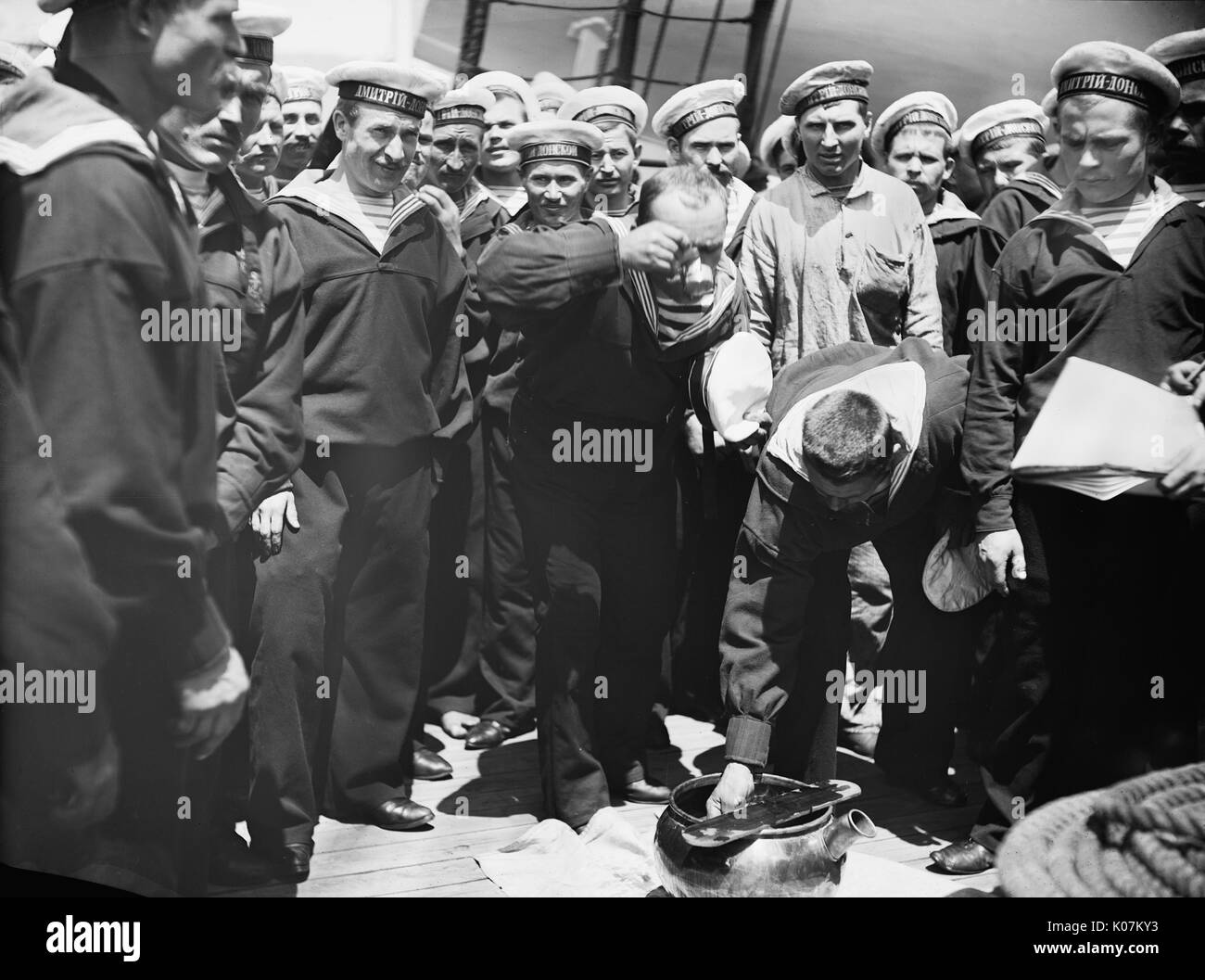 American navy rations hi-res stock photography and images - Alamy