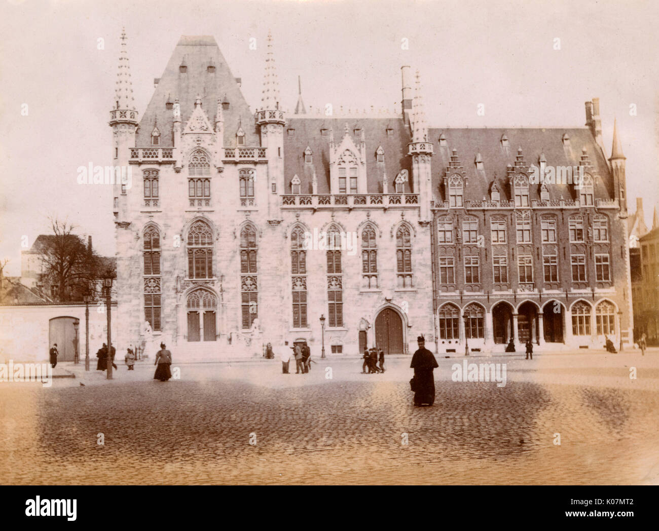 Place court hi-res stock photography and images - Alamy