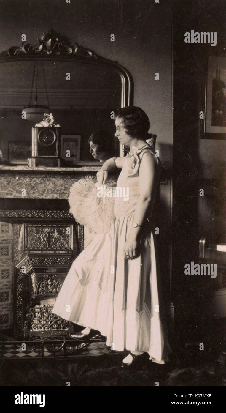 Frumpy dress hi-res stock photography and images - Alamy