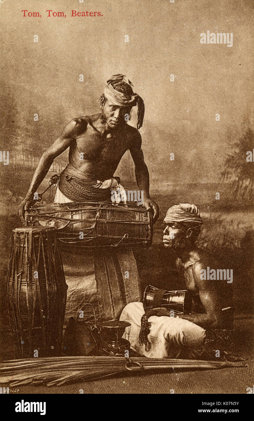 Sri Lanka - Geta Beraya and Udekkiya players Stock Photo - Alamy