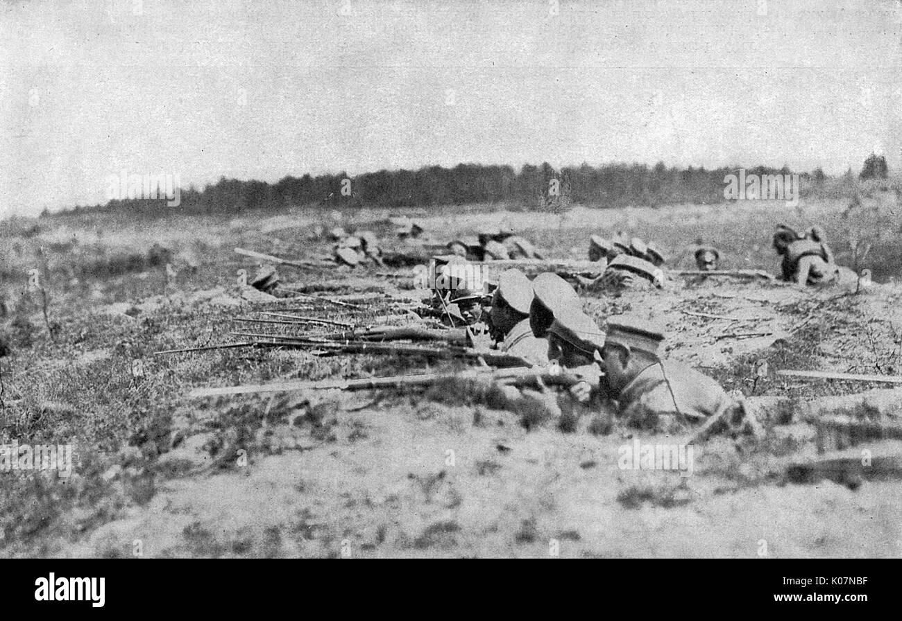 Russian soldiers in action at the front, Russia, WW1 Stock Photo - Alamy