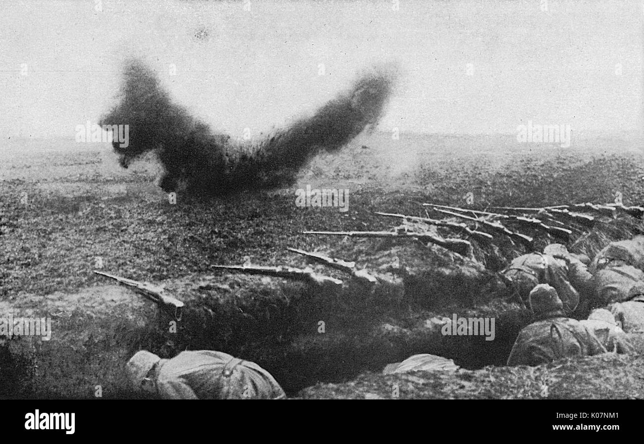 Russian soldiers in trench on eastern front, Russia, WW1 Stock Photo ...