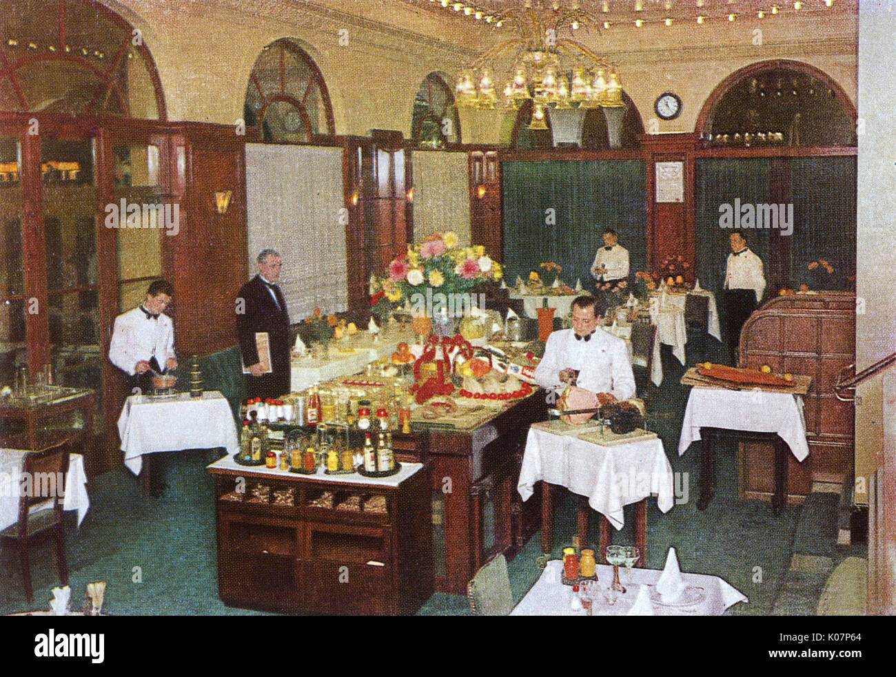 1950s Restaurant Interior High Resolution Stock Photography and Images ...