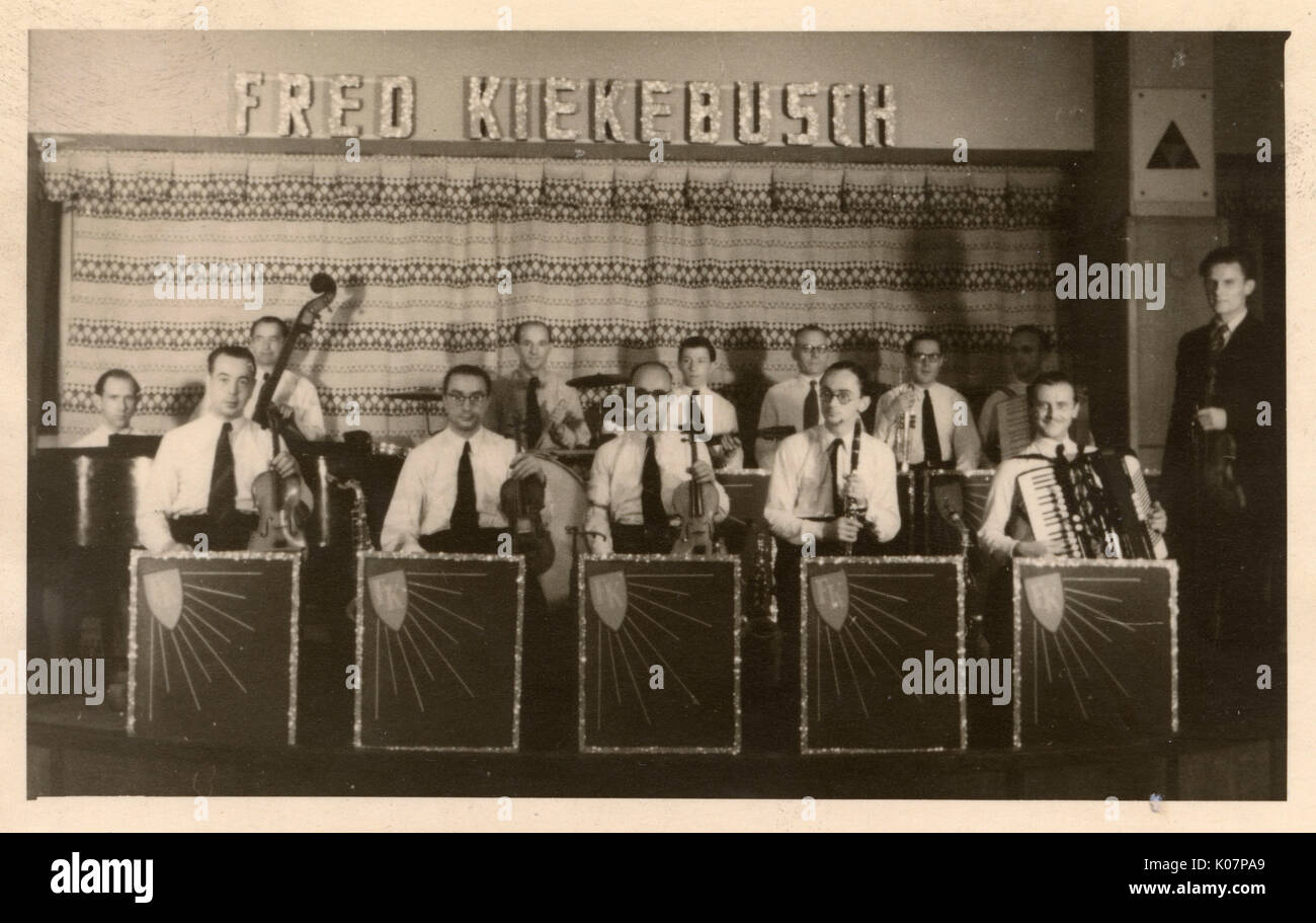 Band thirties 30s 1930s hi-res stock photography and images - Alamy