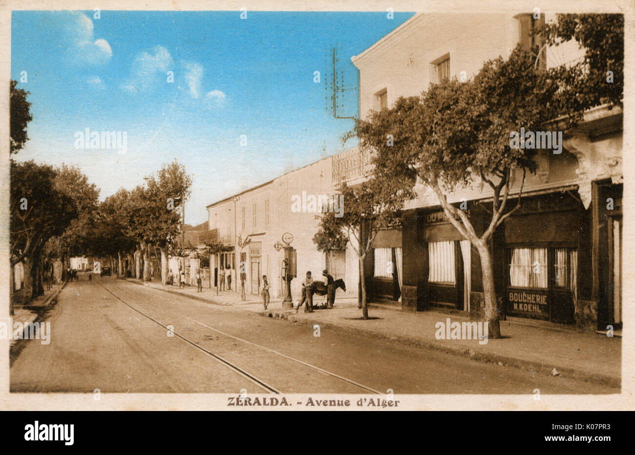 Algerian suburb hi-res stock photography and images - Alamy