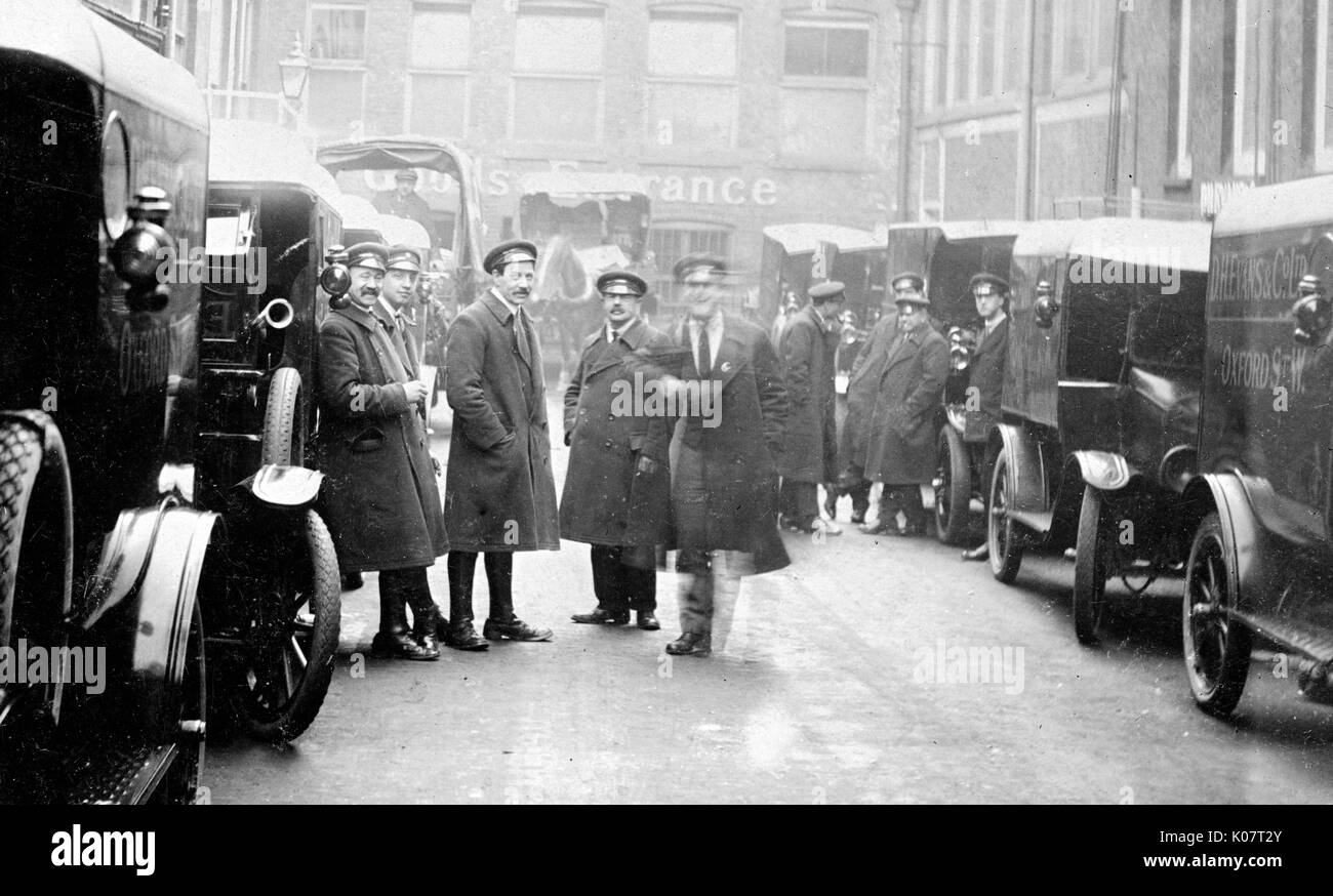 Delivery drivers Black and White Stock Photos & Images - Alamy Delivery drivers Black and White Stock Photos & Images - Alamy