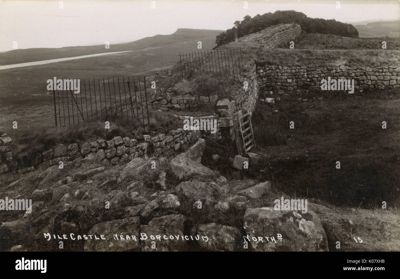 Roman mile castle hi-res stock photography and images - Alamy