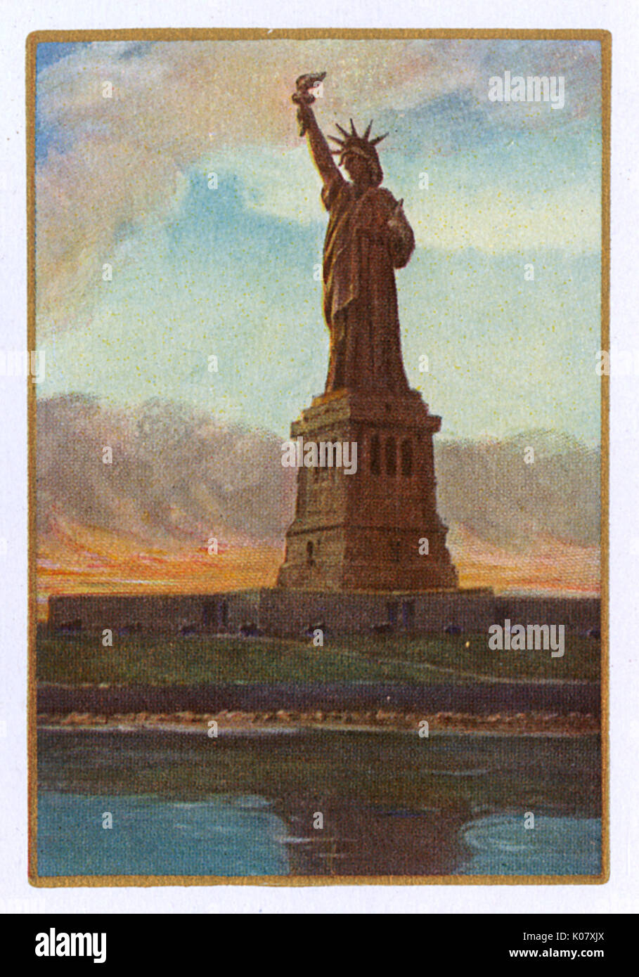 Statue of liberty back hi-res stock photography and images - Alamy