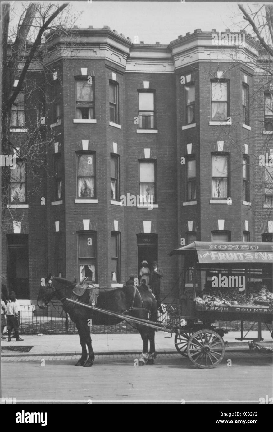 Vegetable sale Black and White Stock Photos & Images - Alamy