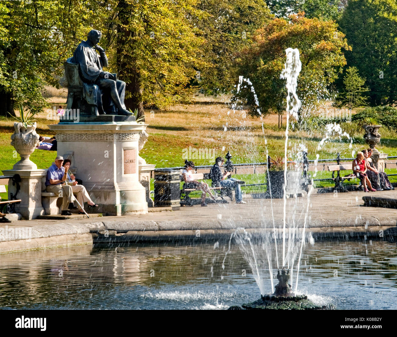 Statue of Sir Edward Jenner, the pioneer of vaccines and the science of ...