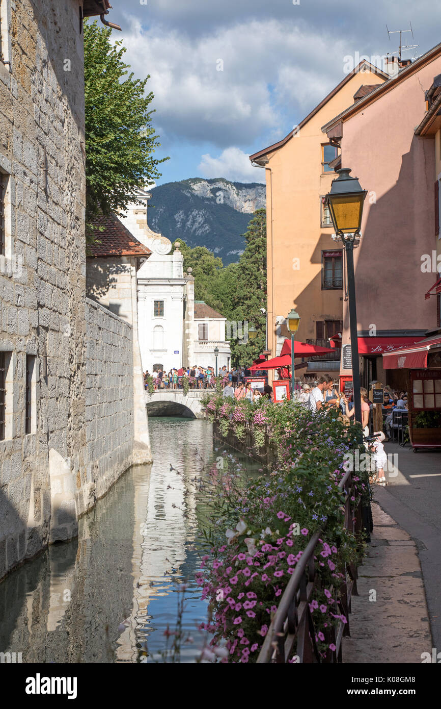 Medieval styles hi-res stock photography and images - Alamy