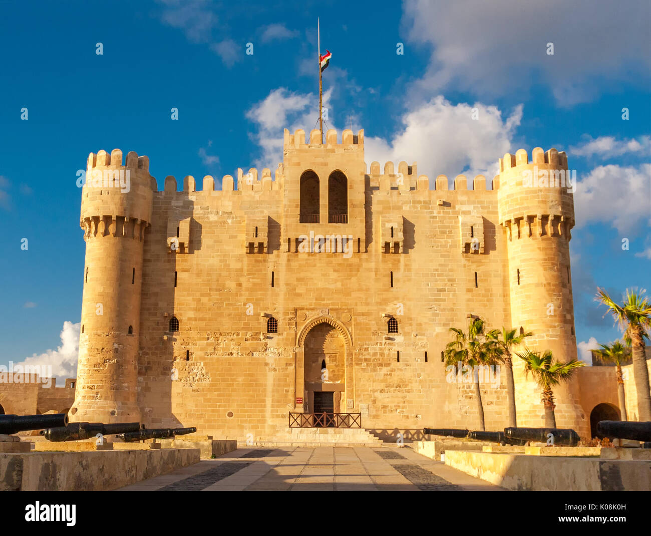 Old building alexandria egypt hi-res stock photography and images - Alamy