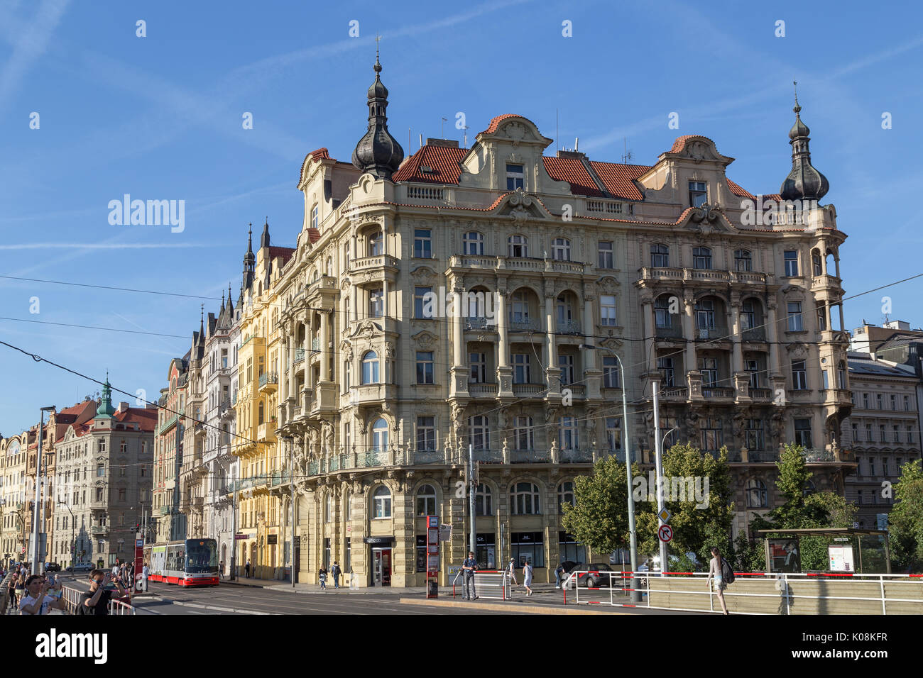 Prague street view hi-res stock photography and images - Alamy