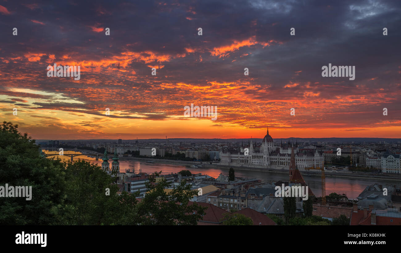 Budapest, Hungary - Dramatic colorful clouds and sunrise over Budapest ...