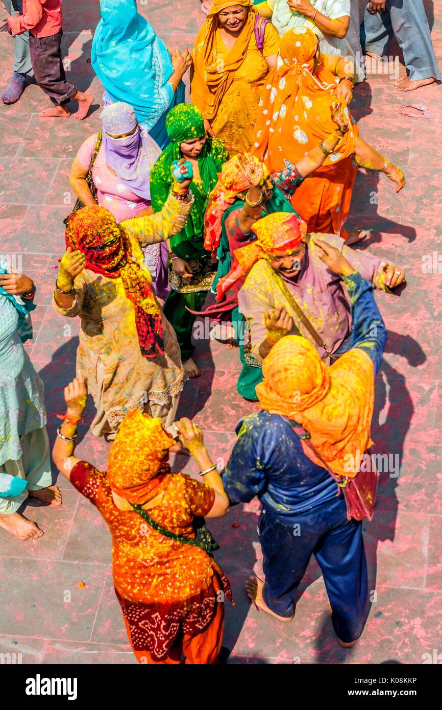 Indian dancing during holi hi-res stock photography and images - Alamy