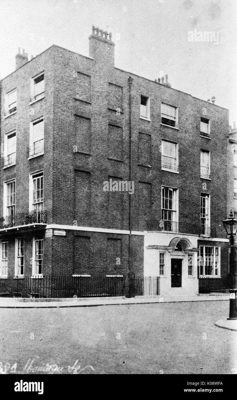 32A Montagu Square, Marylebone, London W1 Stock Photo - Alamy