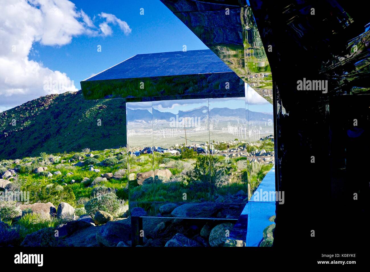 Desert installation hi-res stock photography and images - Alamy