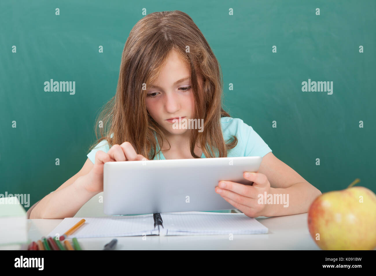 Cute schoolgirl hi-res stock photography and images - Alamy
