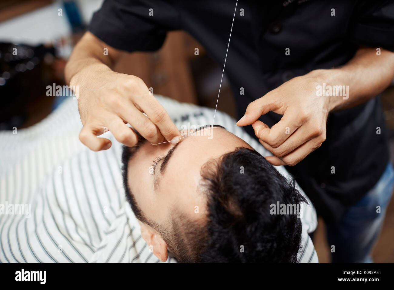 Threading eyebrows hi-res stock photography and images - Alamy