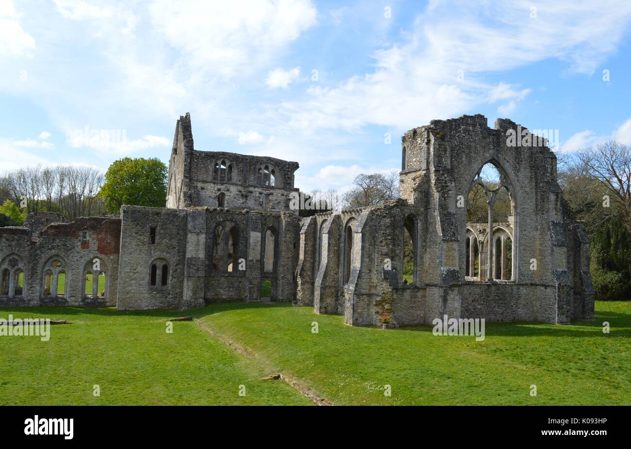 Netley abbey hi-res stock photography and images - Alamy