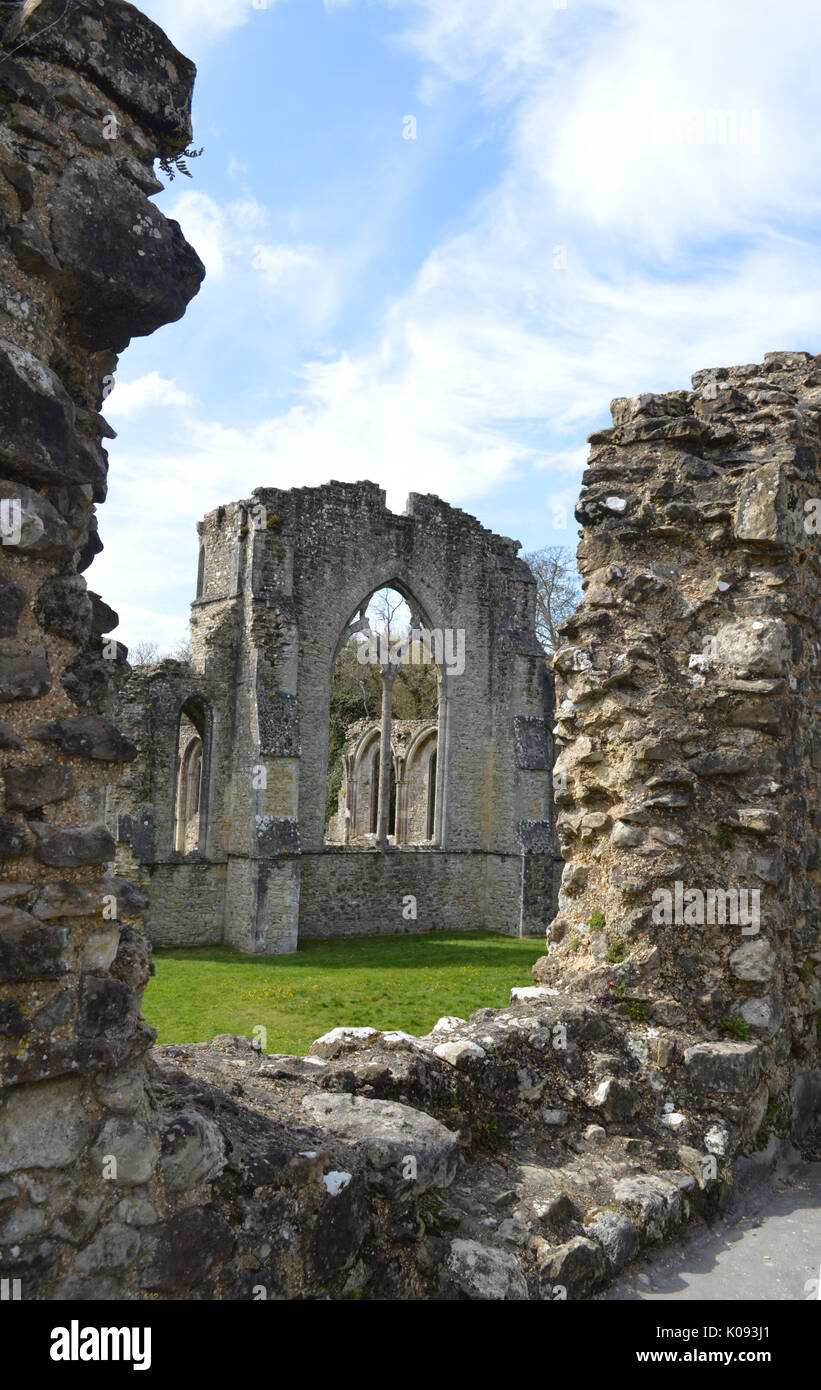 Netley Abbey Ruin Hampshire UK England Stock Photo - Alamy