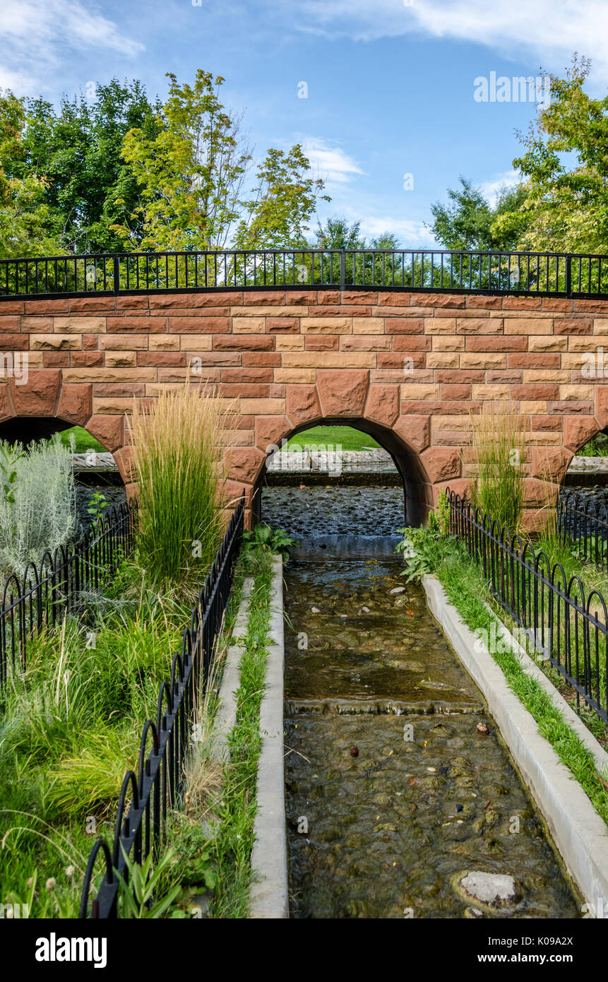 3 arches hi-res stock photography and images - Alamy
