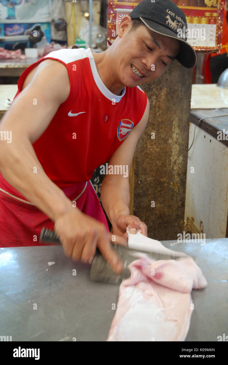 Skinning meat hi-res stock photography and images - Alamy