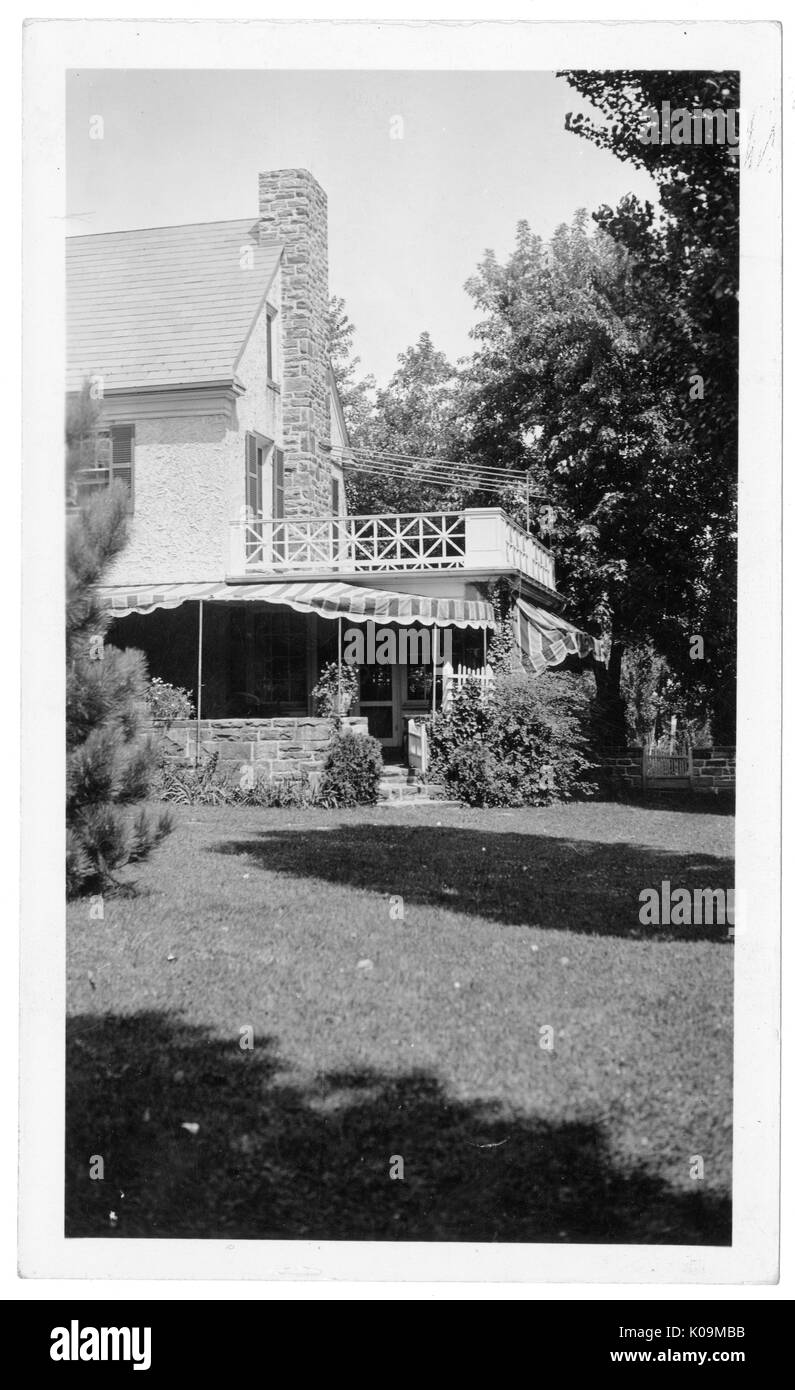 Back of a house hi-res stock photography and images - Alamy